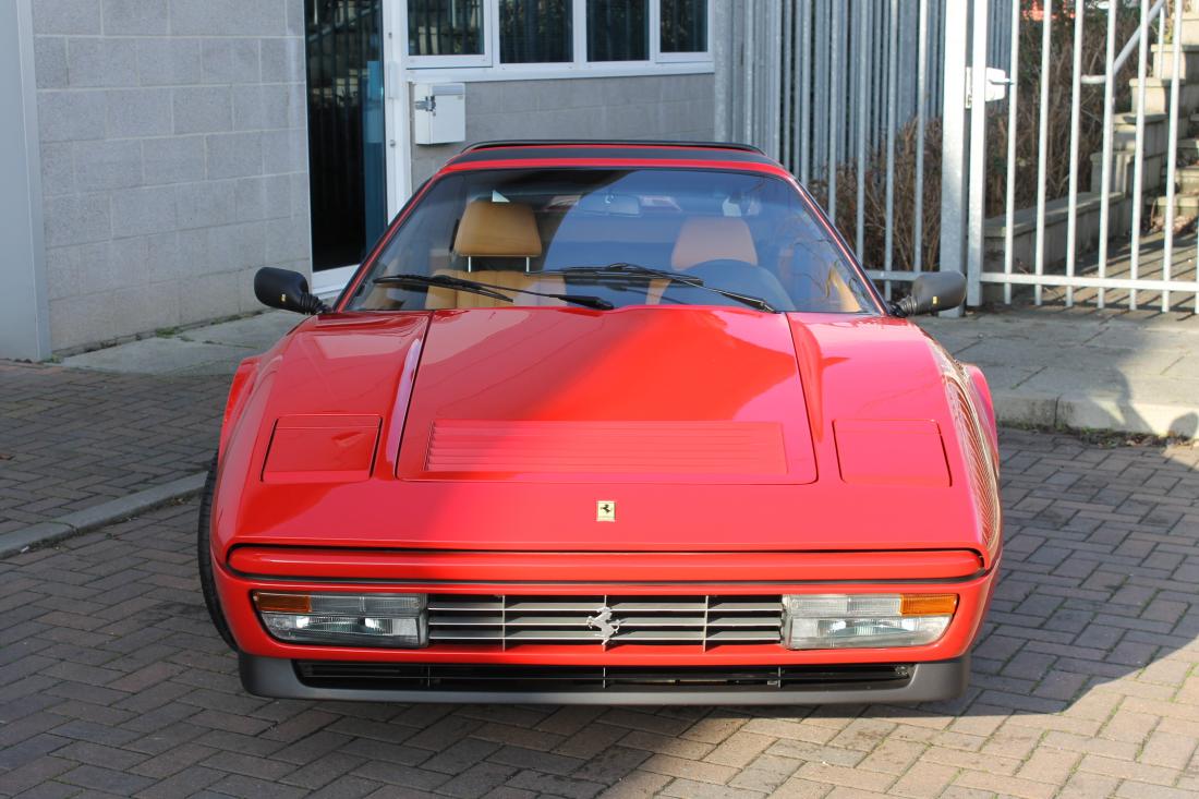Ferrari 328 GTS - Simon Furlonger